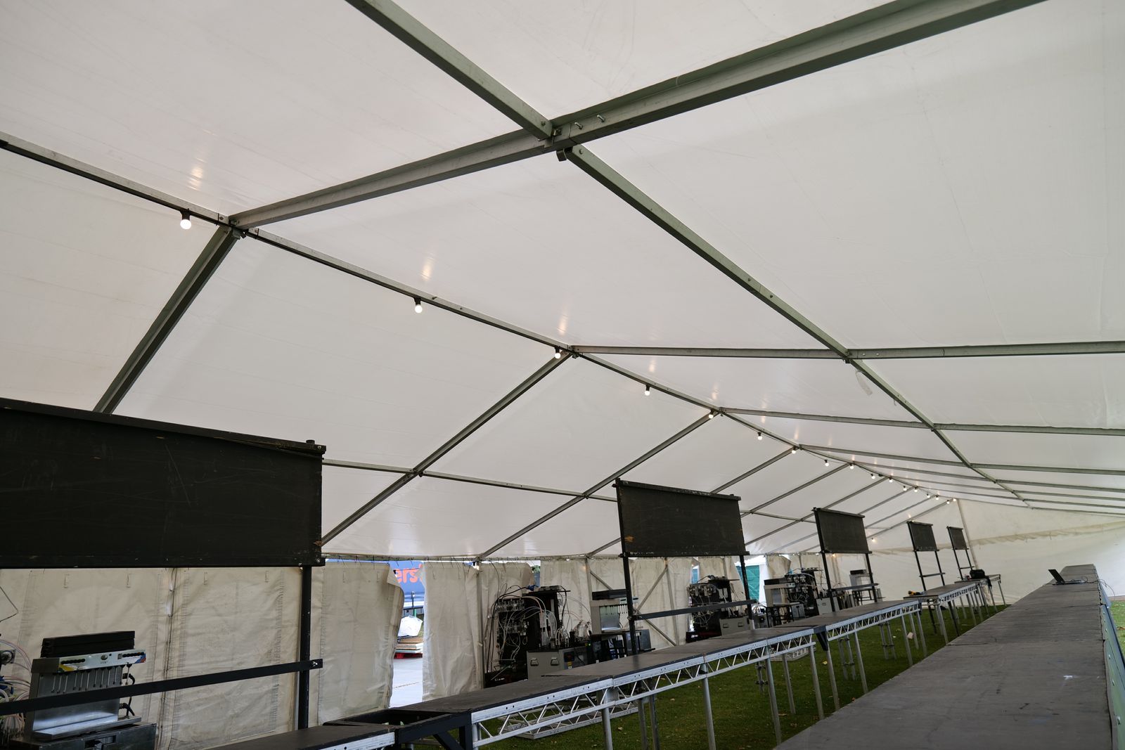 Marquee Capacity Guide – Find the Right Size for Your Event | Gala Tent